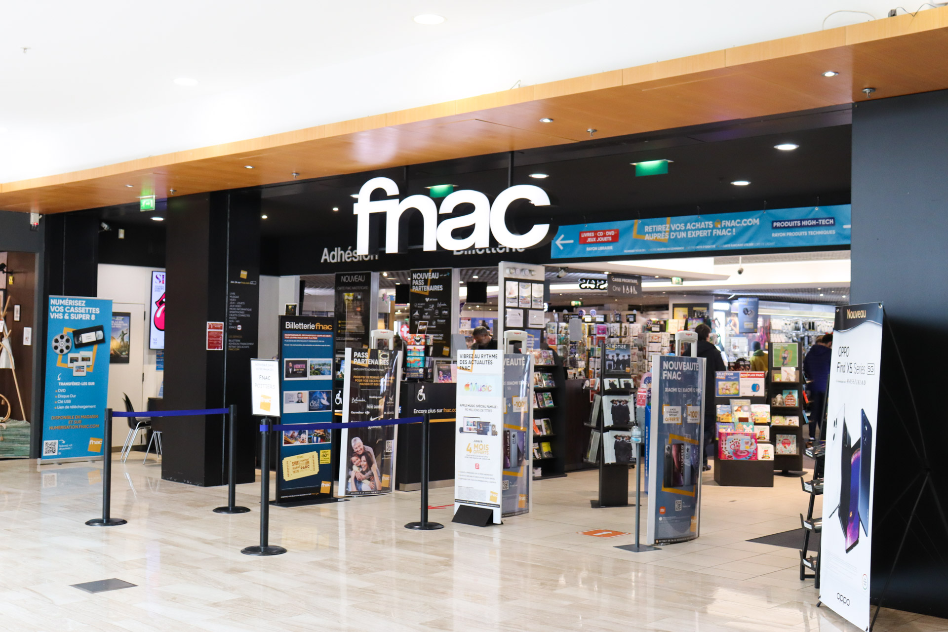 Fnac - Passage Cordeliers